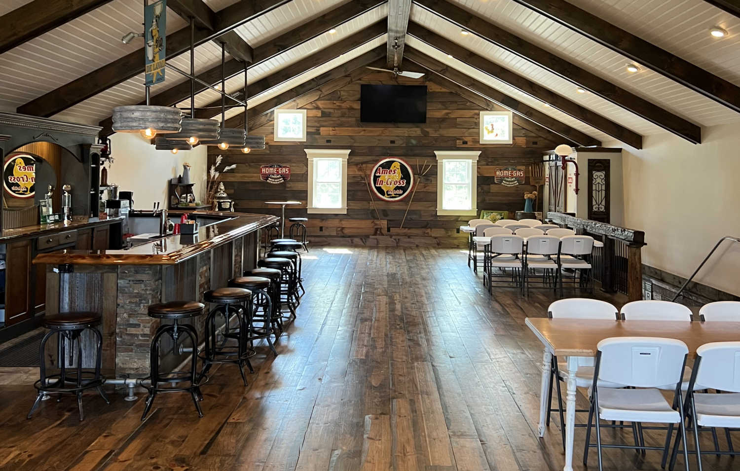Amenities | Twisted Oaks Events